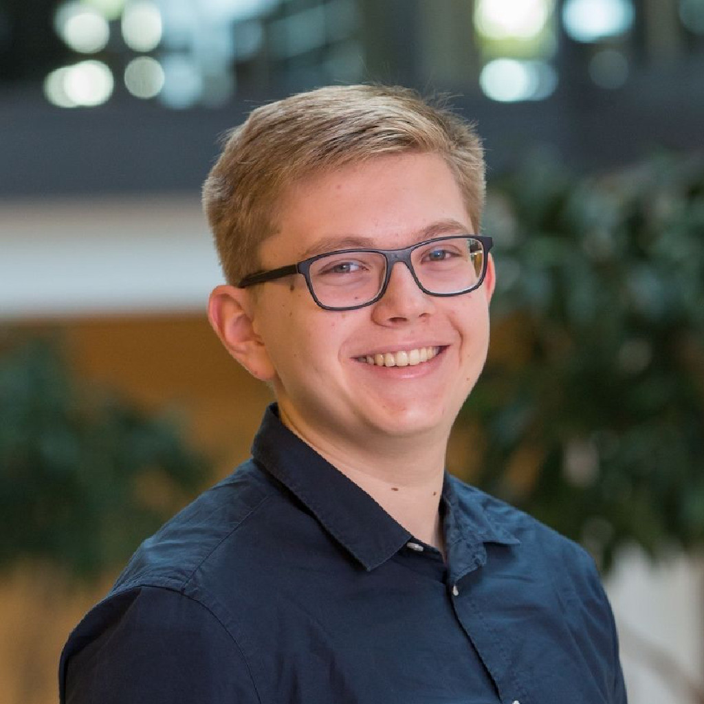 Niclas Schmidt - IT Application Manager - VitalAire GmbH | XING