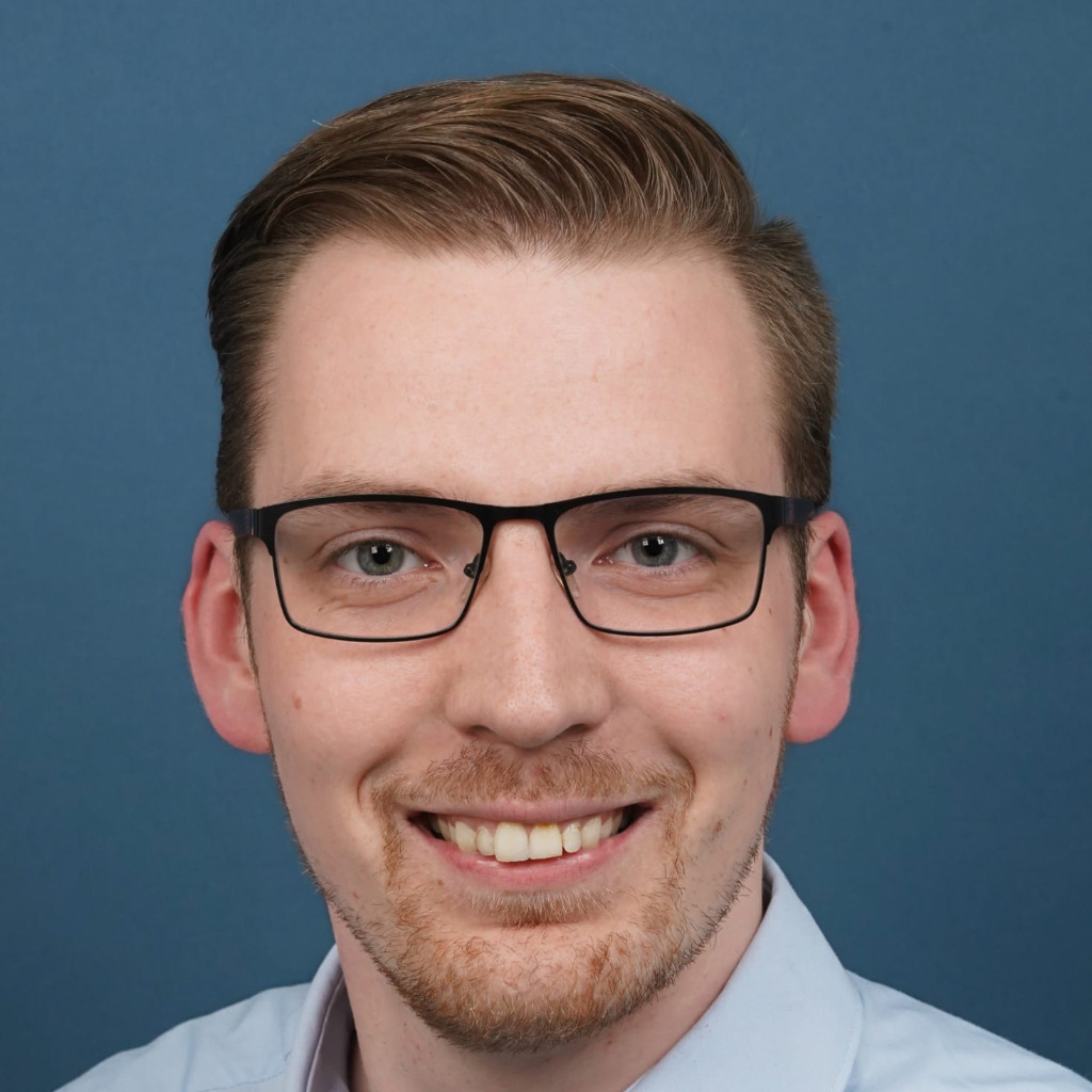 Fabian Drexler - Abteilungsleiter Tapete & Gardine - Schmidt ...