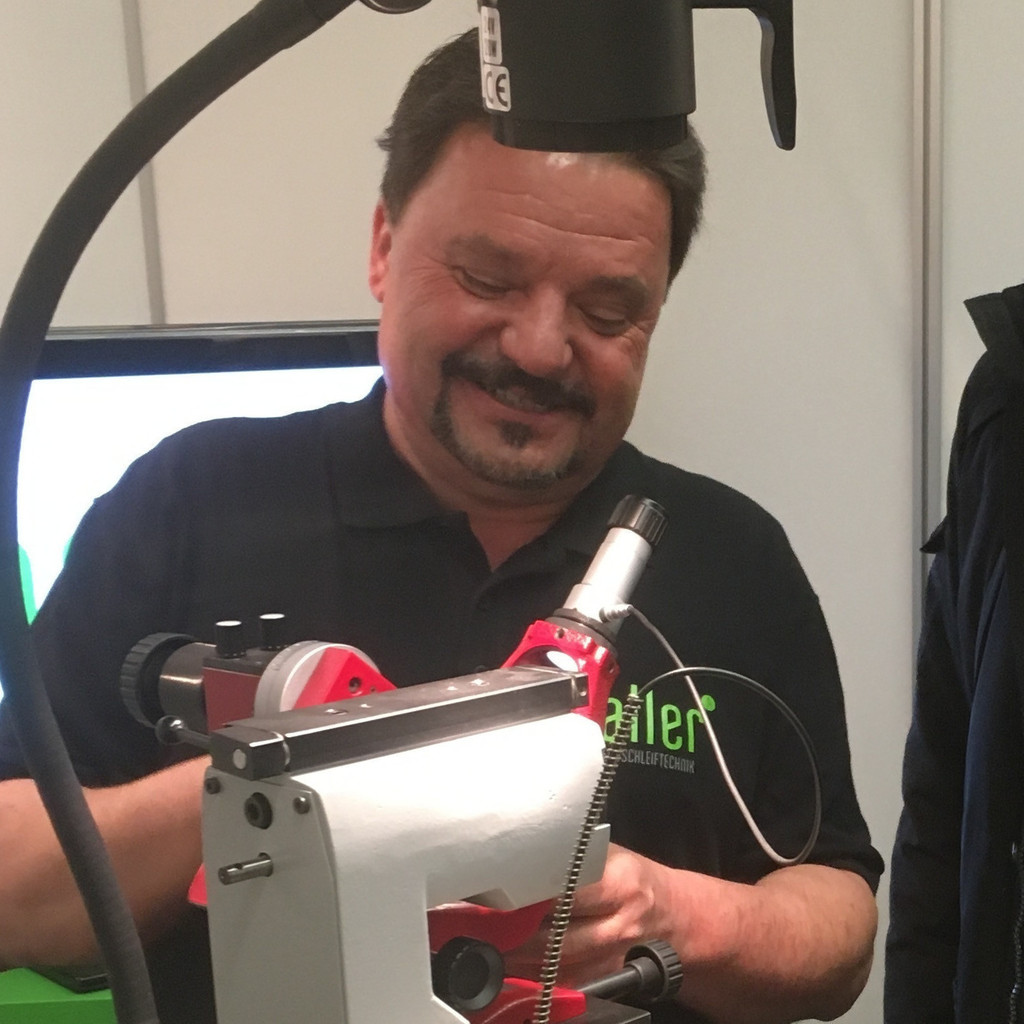 Hans Haller in der Personensuche von Das Telefonbuch