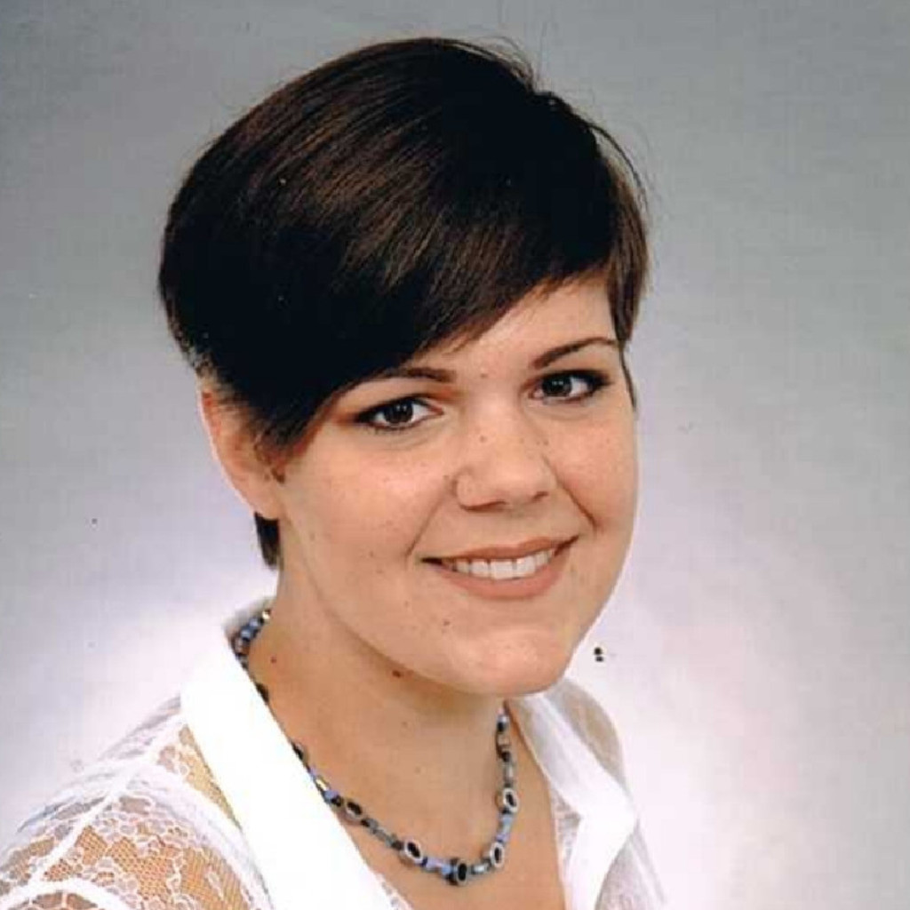 Marie-Christine Zahn - Mitarbeiterin Buchhaltung - Autohaus Bayer GmbH ...