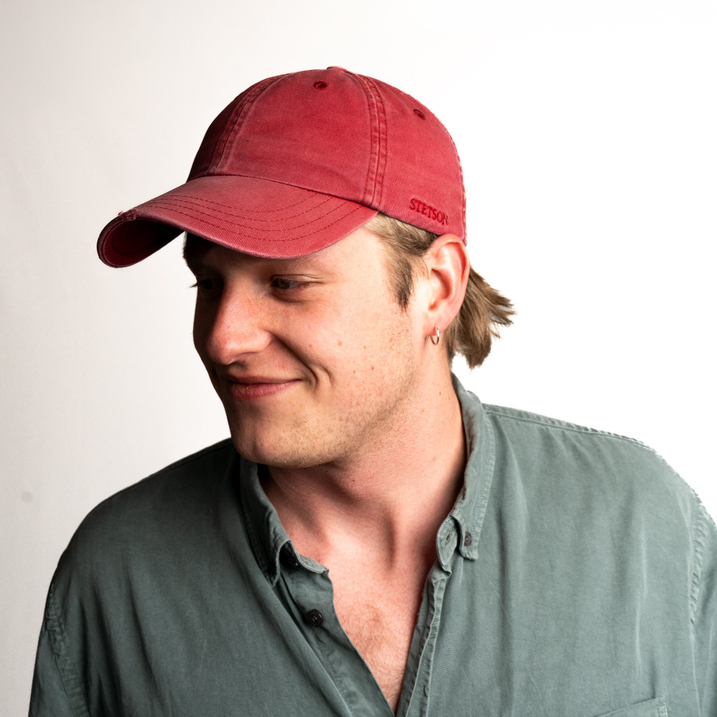 Leon Morelli - Freelance Copywriting & Concept - Studio Morelli | XING