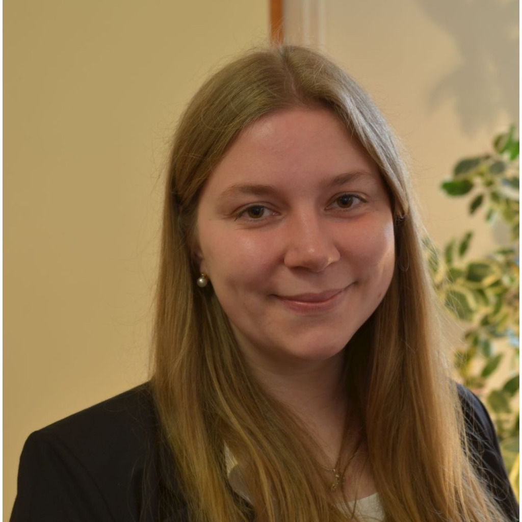 Rebecca Bekel - LEAD Trainee - Deutsche Post & DHL | XING