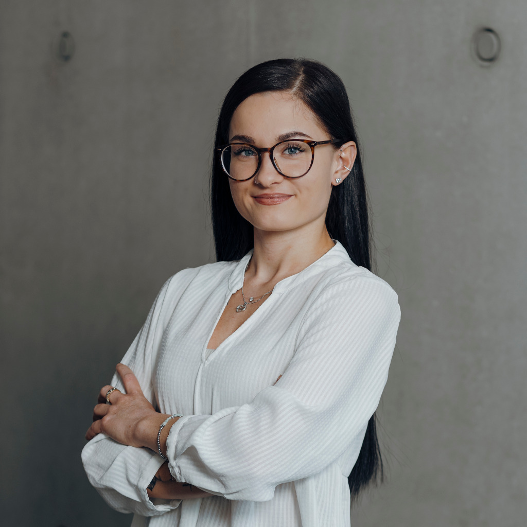 Alicia Schad - Assistentin der Geschäftsleitung - Kling Consult GmbH | XING