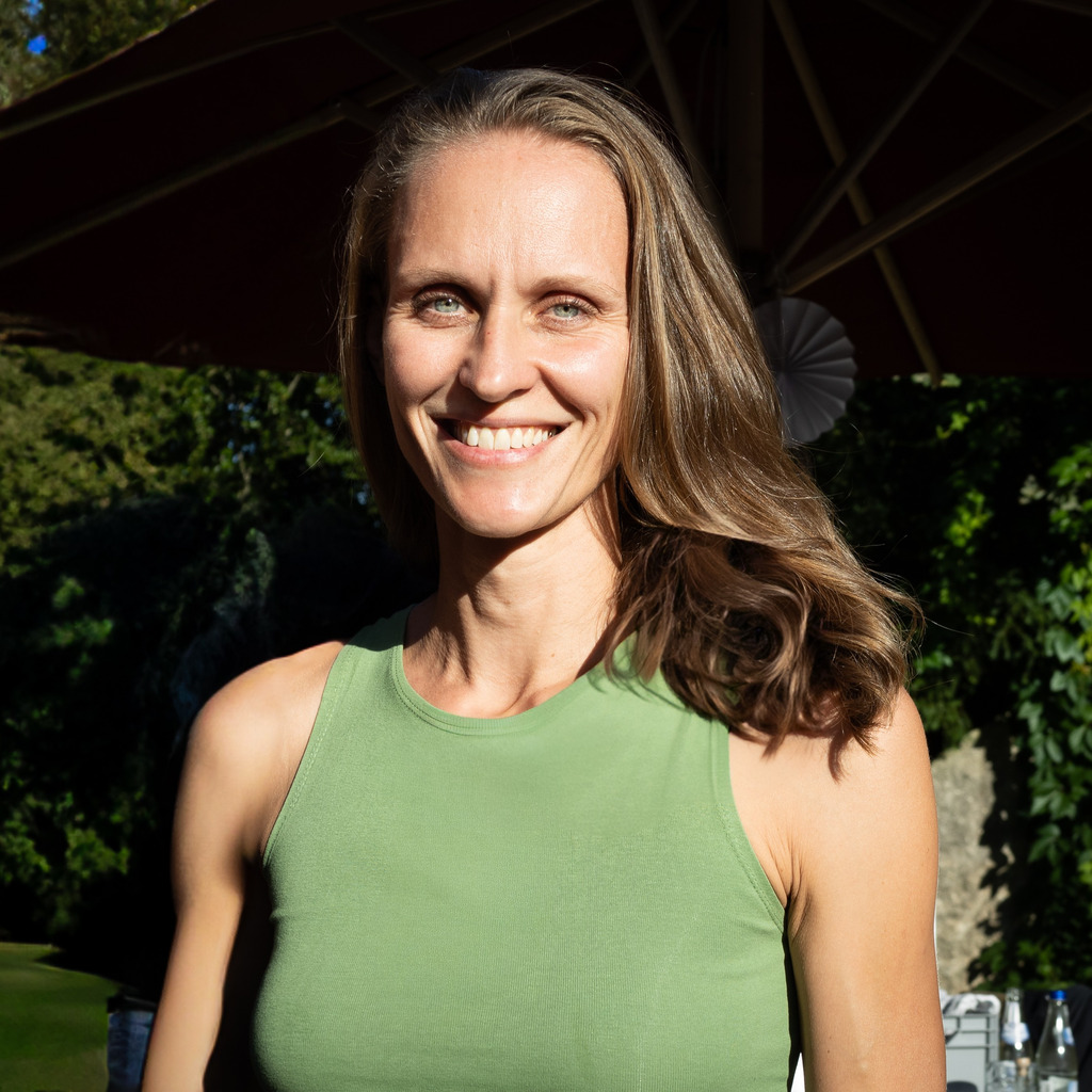 Imogen Betz - Geschäftsführerin - Das Forró Haus | XING