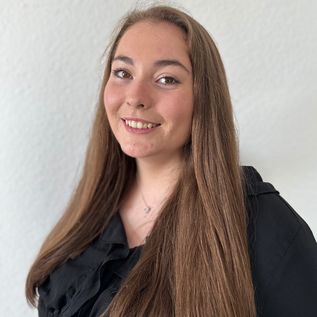 Kea-Nicole Rauch - Kundenberaterin im Service Center - Mobil ...