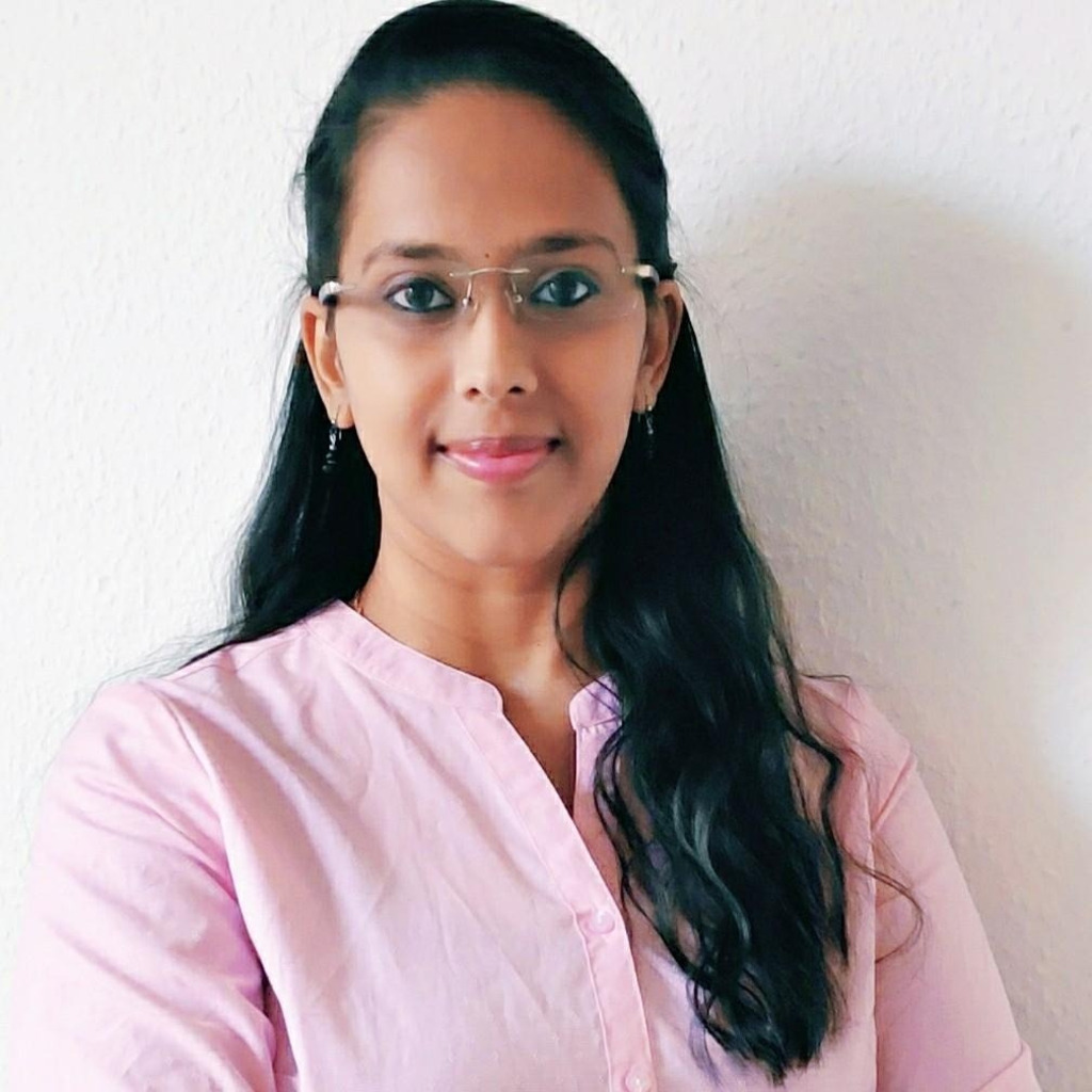 Ing. Lakshmi Chakravarthi - Programme Controller - Rolls Royce ... Ing. Lakshmi Chakravarthi - Programme Controller - Rolls Royce ...