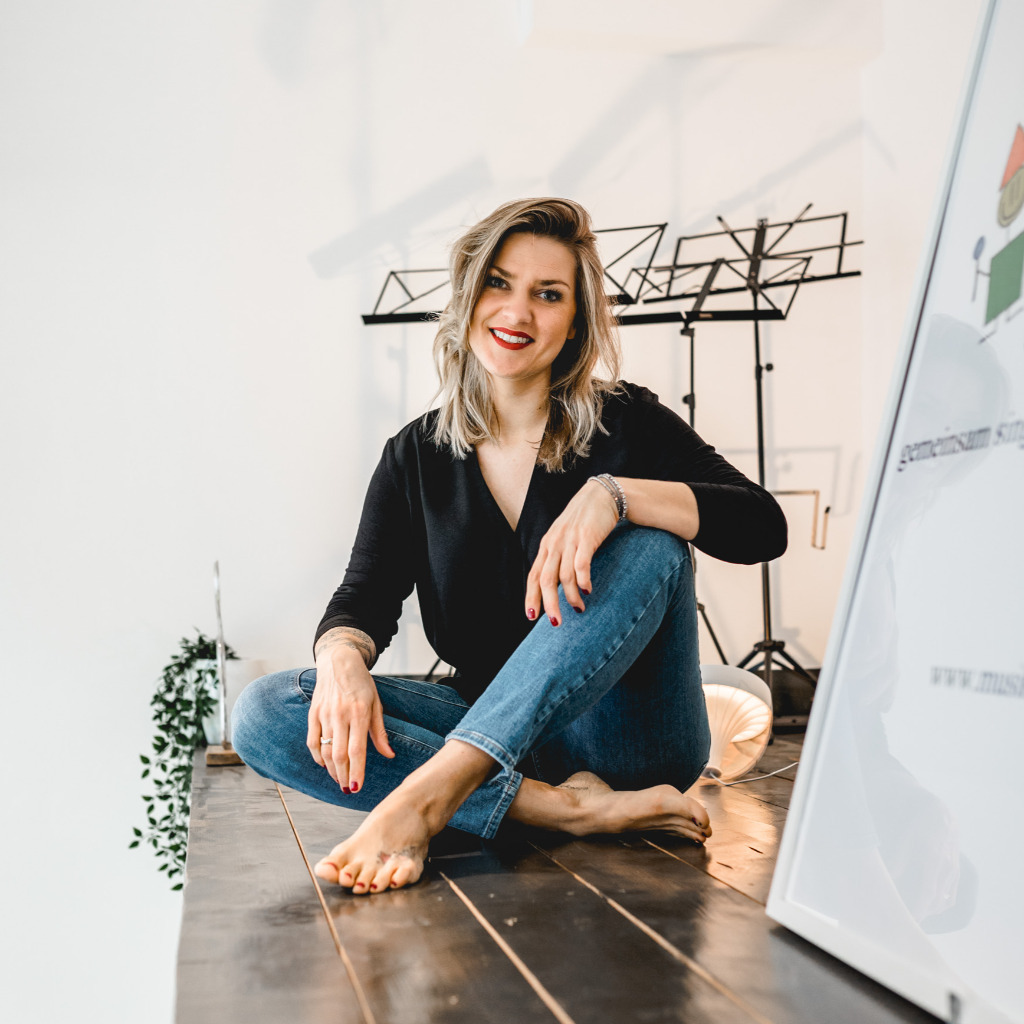 Christina Schwarz - Musikpädagogin (EMP) - Musikgarten-Zwerge Christina ...