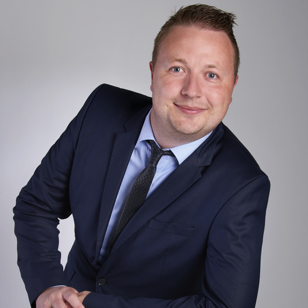 Sascha-Daniel Friedrich - Wirtschaft und Management - FOM Hochschule ...