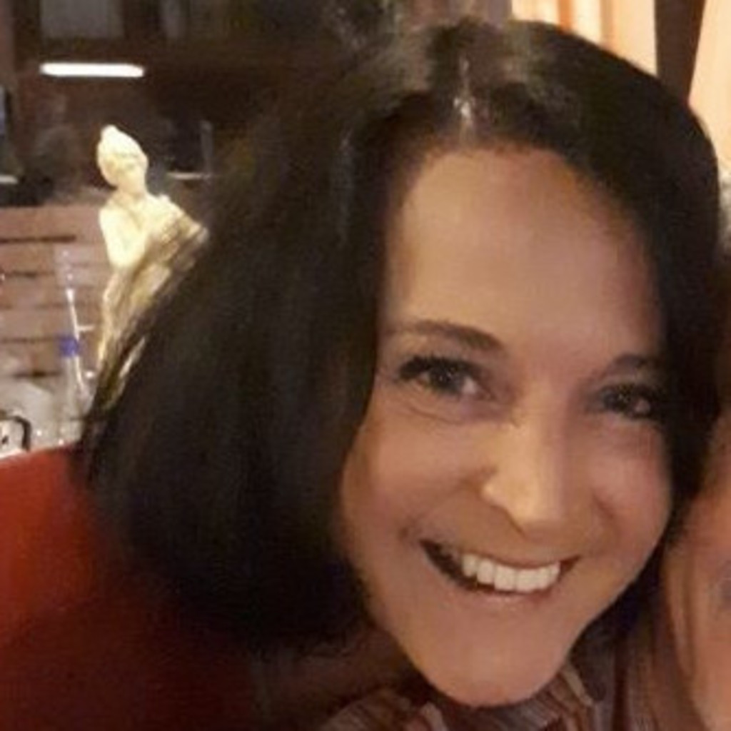 Manuela Liebetrau - Contract & Tender Manager - Essity Germany GmbH | XING