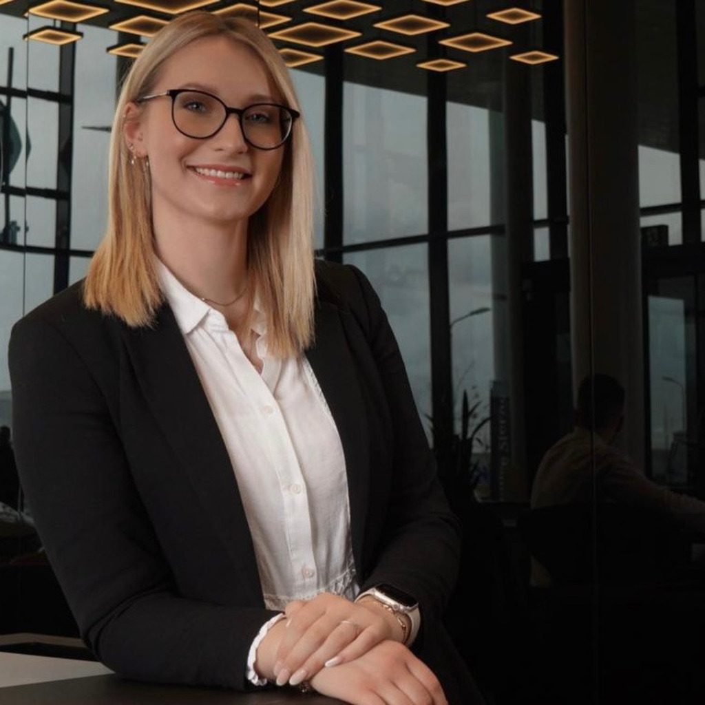 Gina Jantsch - Vertriebsmitarbeiter - Dedalus HealthCare GmbH | XING