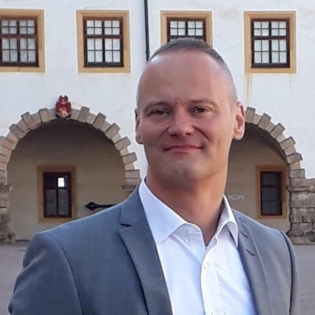 Felix Roth - Head of Compensation & Benefits - METRO GROUP | XING