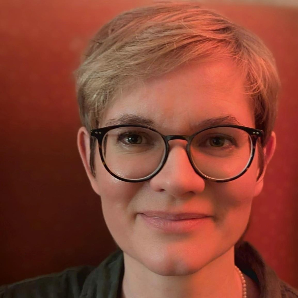 Mag. Frauke Jahn - Koordinatorin Training & Event - Otto (GmbH & Co KG ...