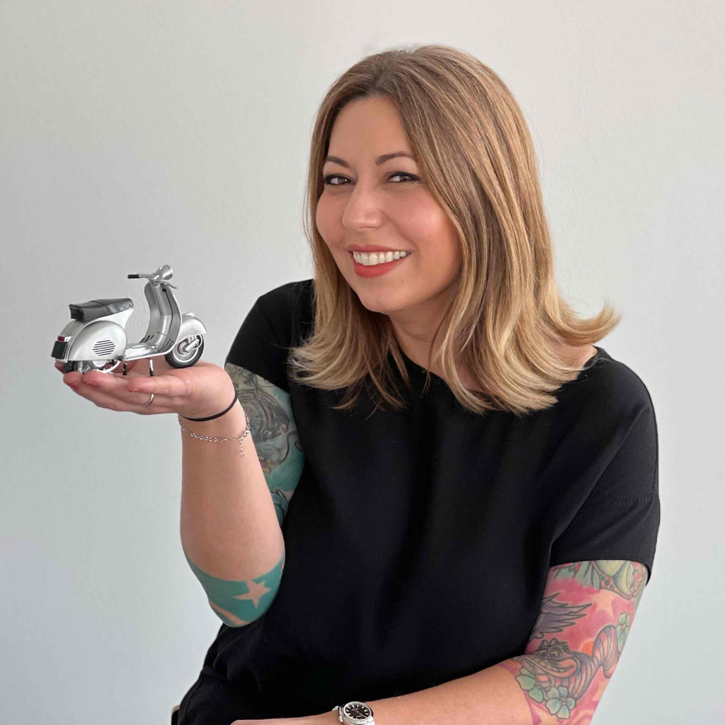 Conny Anacker - Kundenglücklichmacherin - Head-On Solutions GmbH | XING