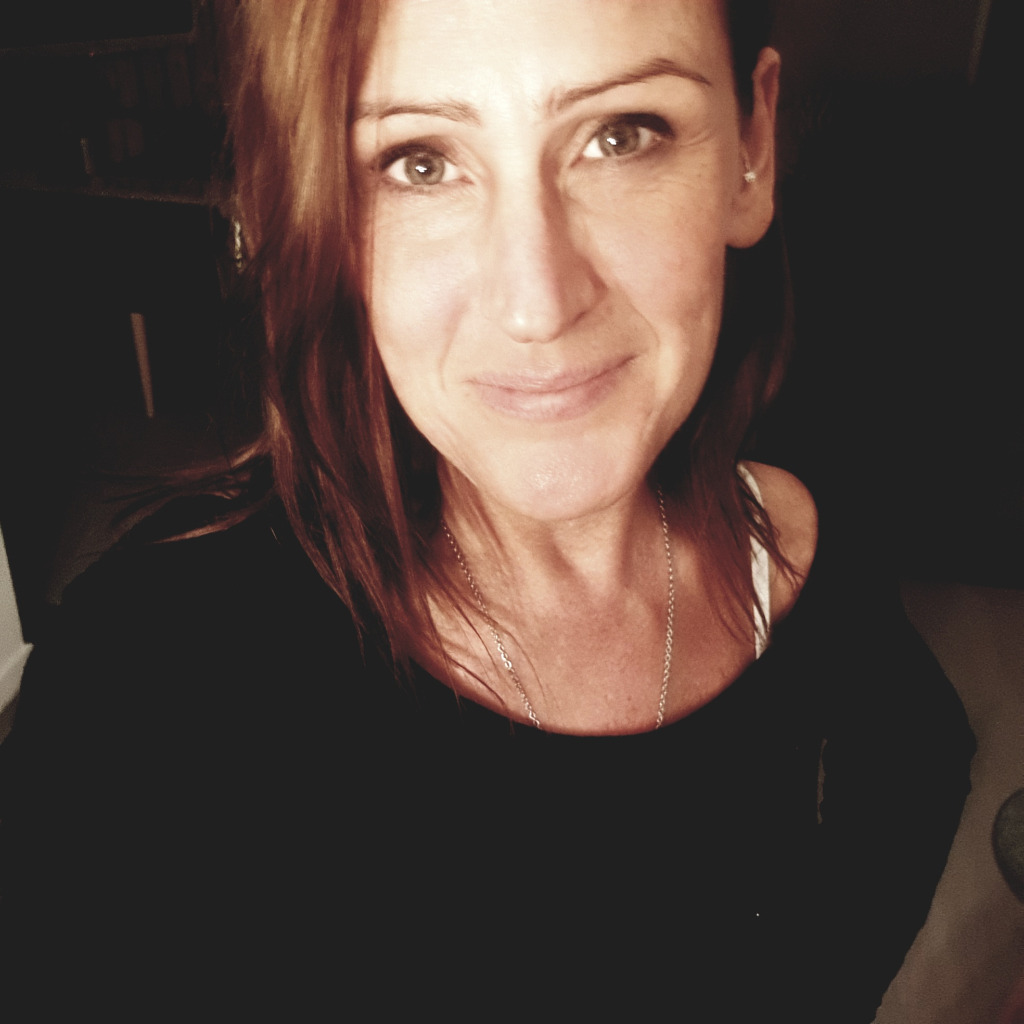 Andrea Bähr - Projektassistentin - EDAG Group | XING