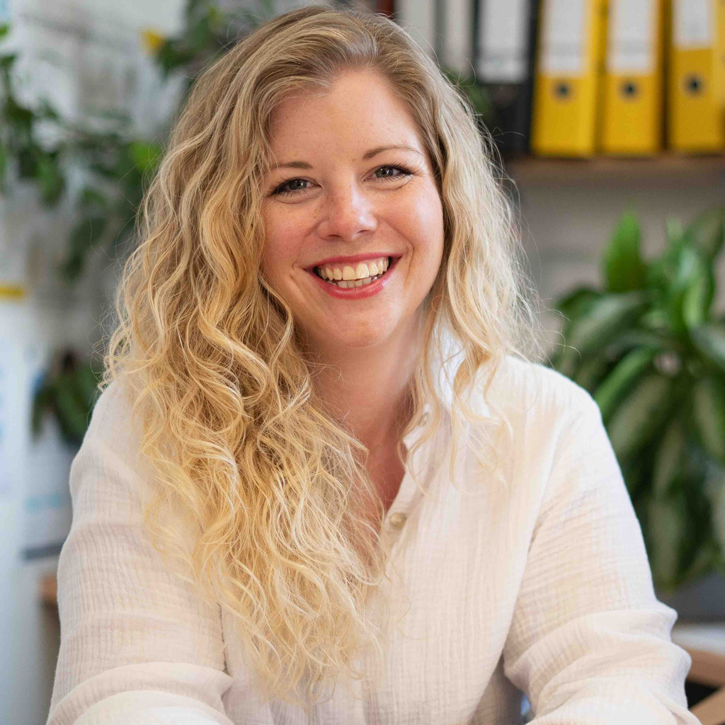 Saskia Dreier-Schacht - Mitarbeiter Einkauf - Solarservice Norddeutschland Vertriebs GmbH & Co ...