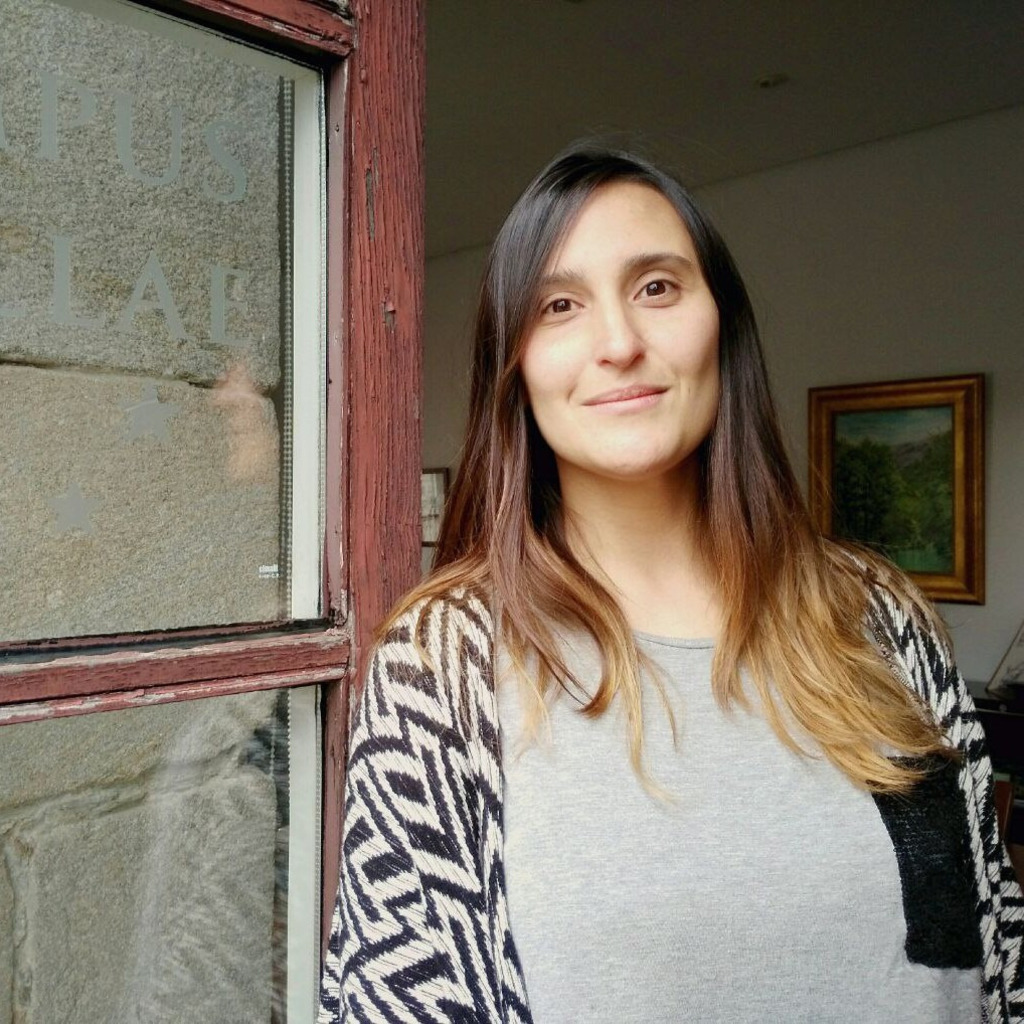 Yanina Berra - Graphic Design & Digital creations - Universitat Oberta de Catalunya | XING