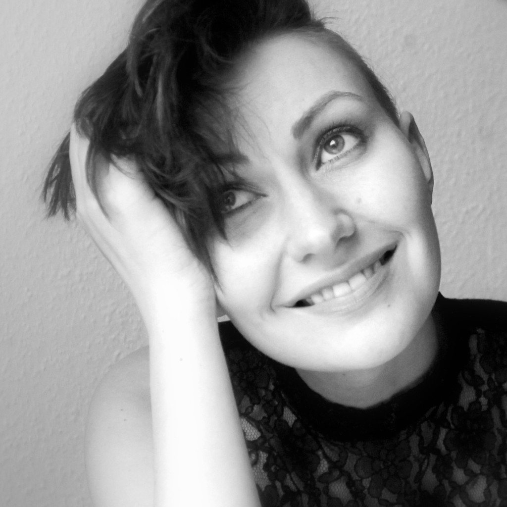 Viktoria Janzen - Freelancer Stylistin - Viktoria Janzen | XING