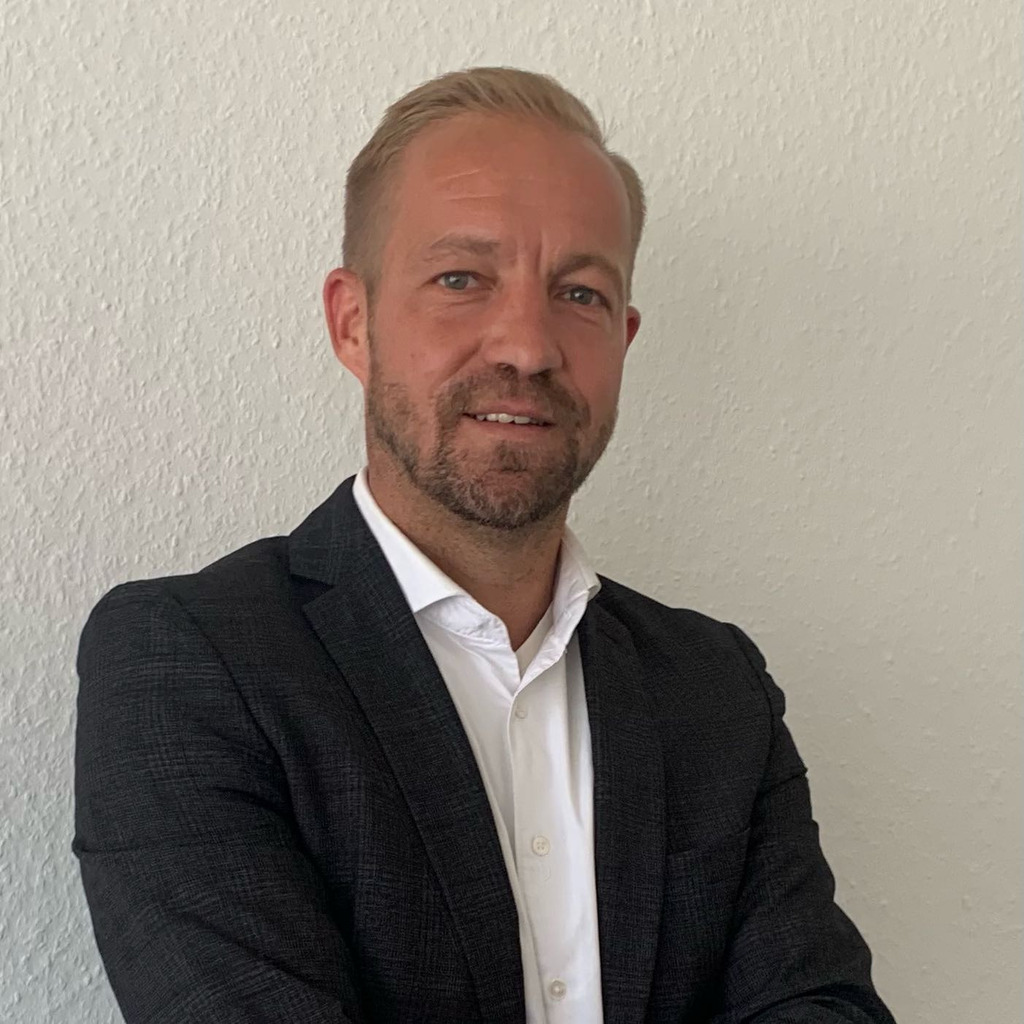 Philip Kowalewski - Geschäftsstellenleiter - Debeka | XING