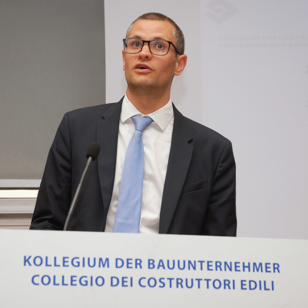 Thomas Hasler - Geschäftsführer - Kollegium der Bauunternehmer | XING