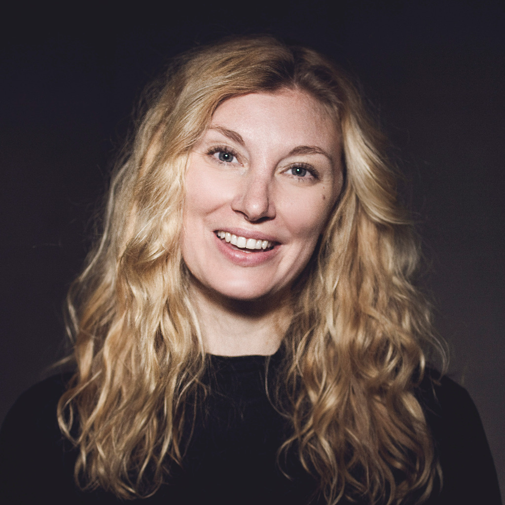 Anna Link - Media and Communications Specialist/Redakteurin - Adelphi ...