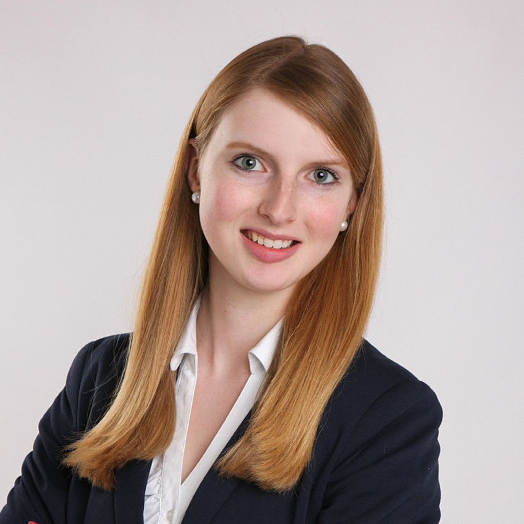 Sarah Eichmann's Instagram, Twitter & Facebook on IDCrawl