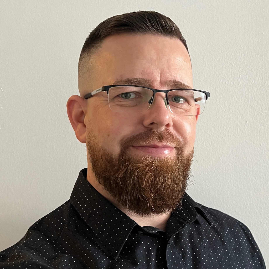 David Düver - Altenpflegefachkraft - Evangelisches Diakonissenhaus ...