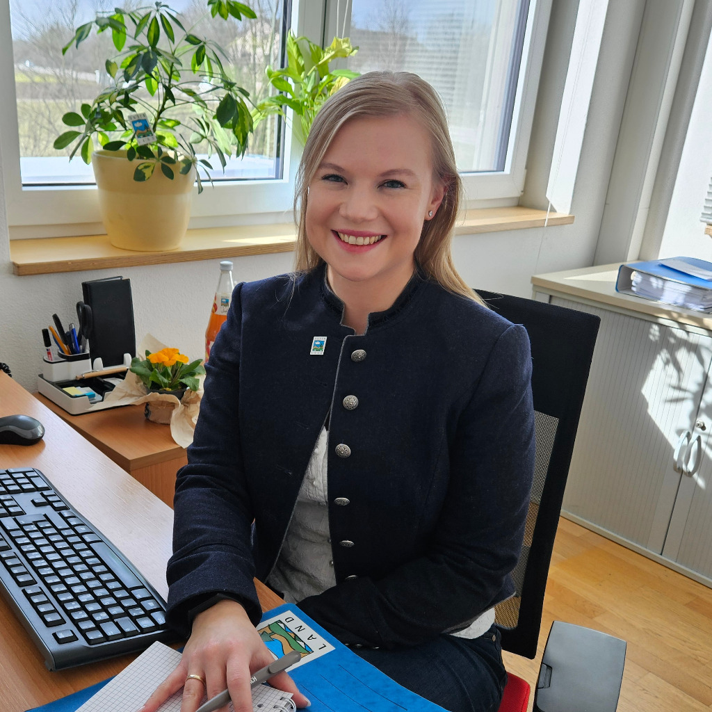 Judith Schermann - Geschäftsführerin - UNSER LAND GmbH | XING