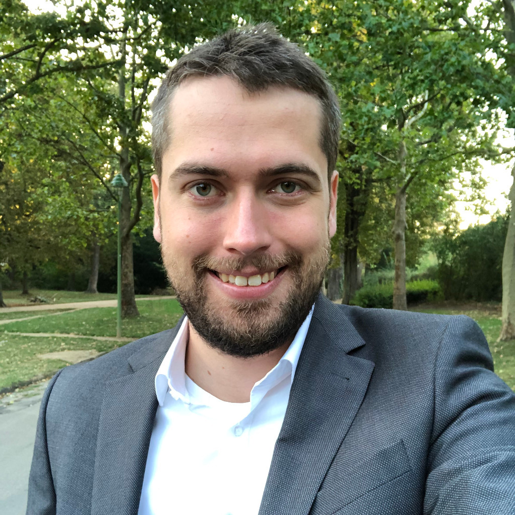 Jan Hoyer - Produkt- und Vertriebscontroller - Eckes-Granini ...