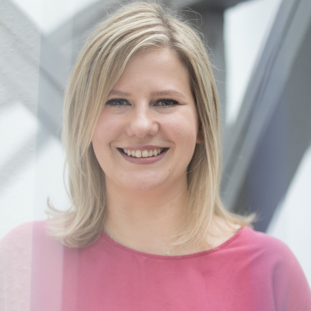 Katharina Graf - Leiterin Vertrieb und Publikumsservice - Landestheater ...