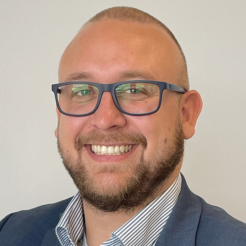 Jan-Hendrik Schümann - Int. Key Account Manager - BLAUPUNKT * Evo-Sales ...