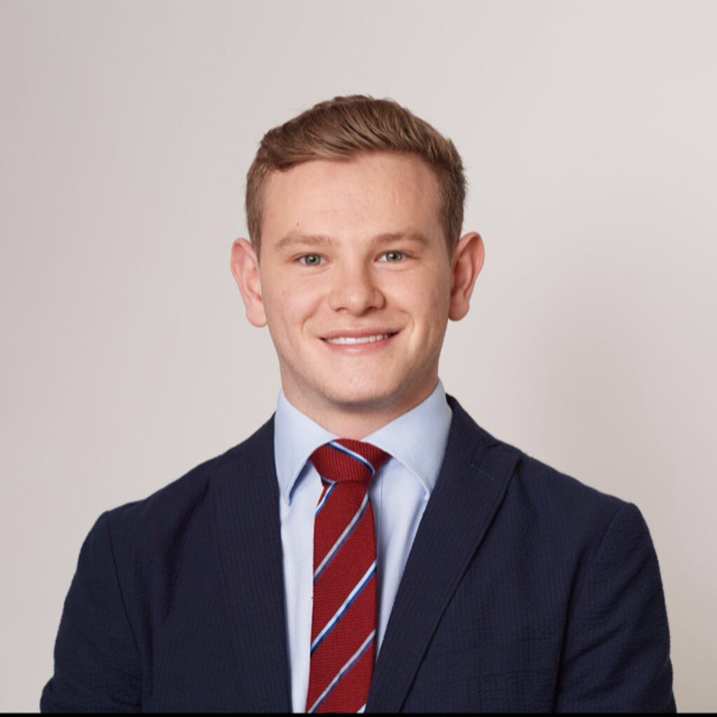 Mickey Carter-Browne - Specialist, Client Services - MediaMath | XING