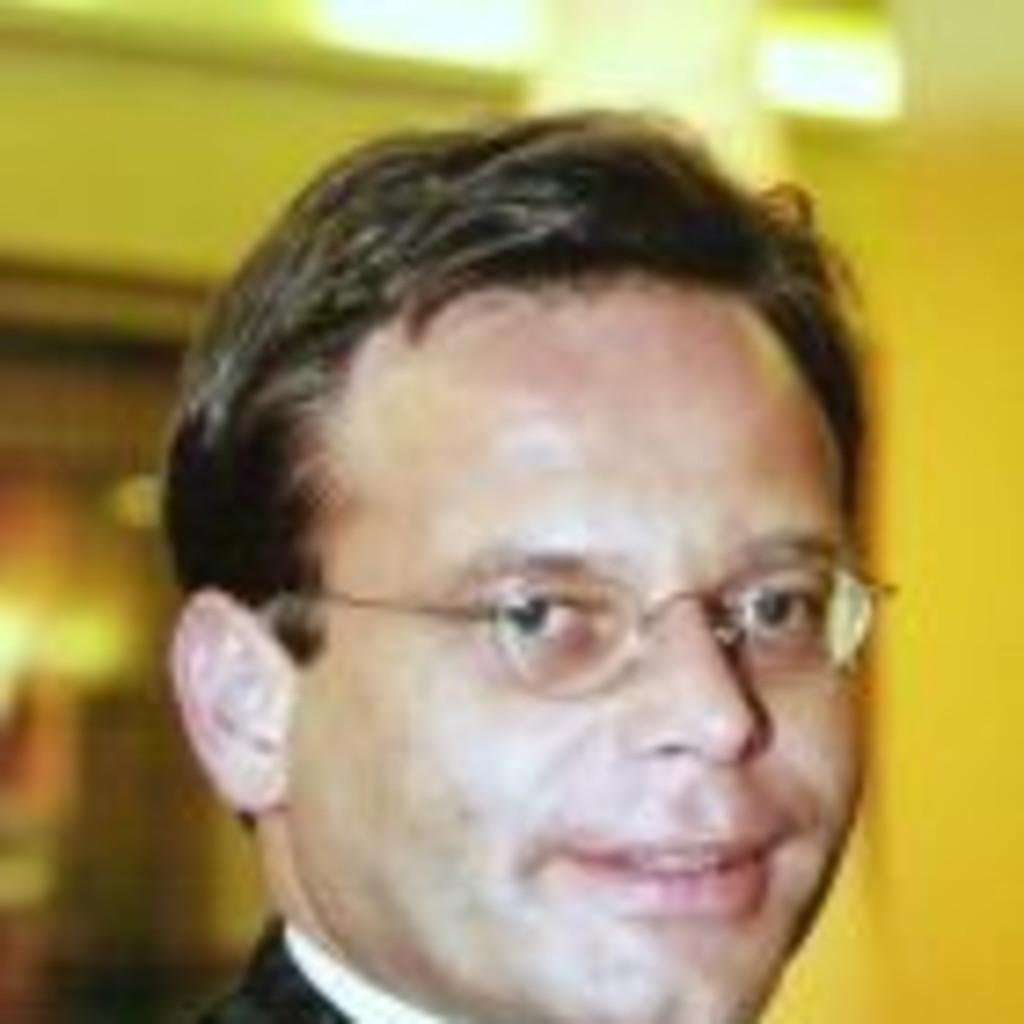 Oliver Grass - Geschäftsführer - Projekt Anstoss | XING