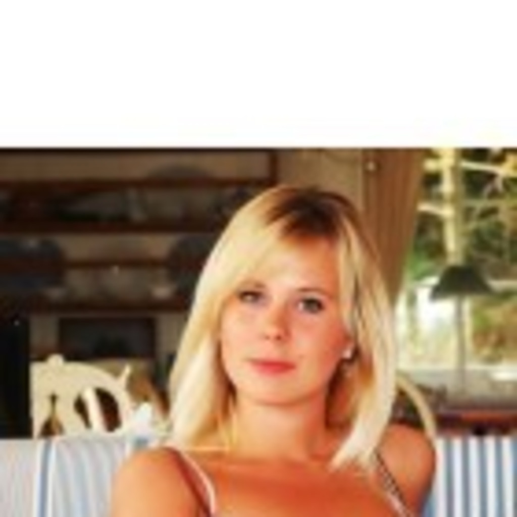 Julie Kirschbaum - BWL - Touro College Berlin | XING