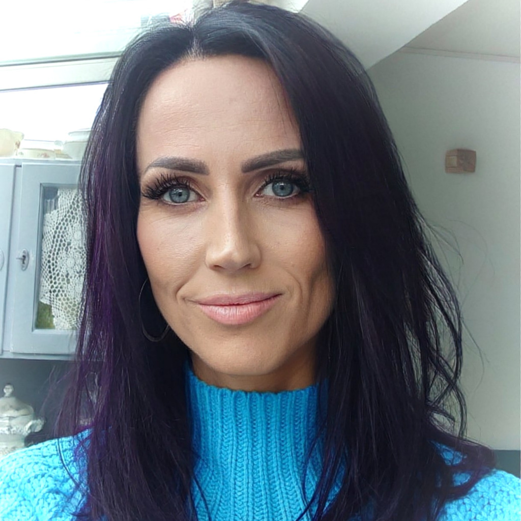 Alexandra Pareo-Dottl - Personalsachbearbeiterin - ASB Arbeiter ...