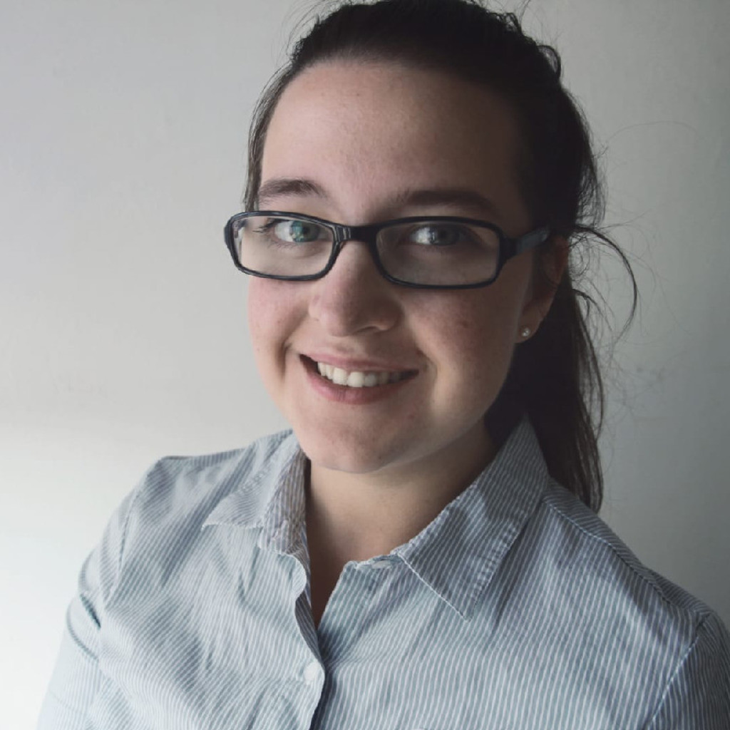 Sarah Schwark's Instagram, Twitter & Facebook on IDCrawl