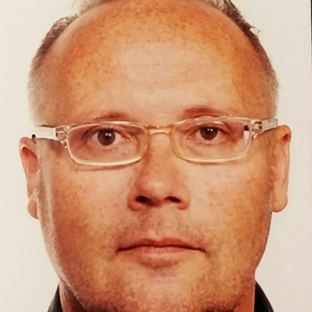 Holger Hübner - Vertriebsmitarbeiter - C. Müller GmbH & Co. KG | XING