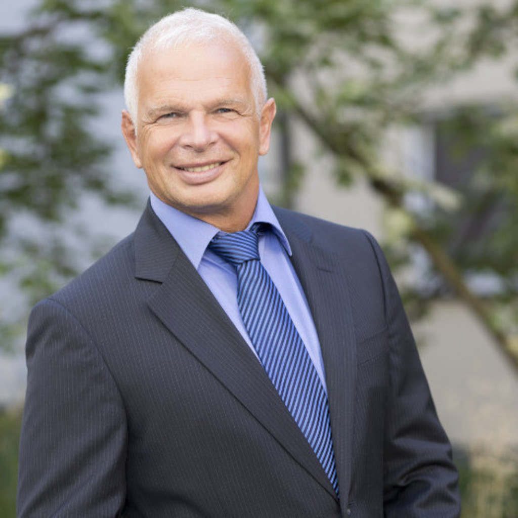 Dipl.-Ing. Peter Preuss - Leiter Bildungszentrum Süd - DVGW Deutscher ...