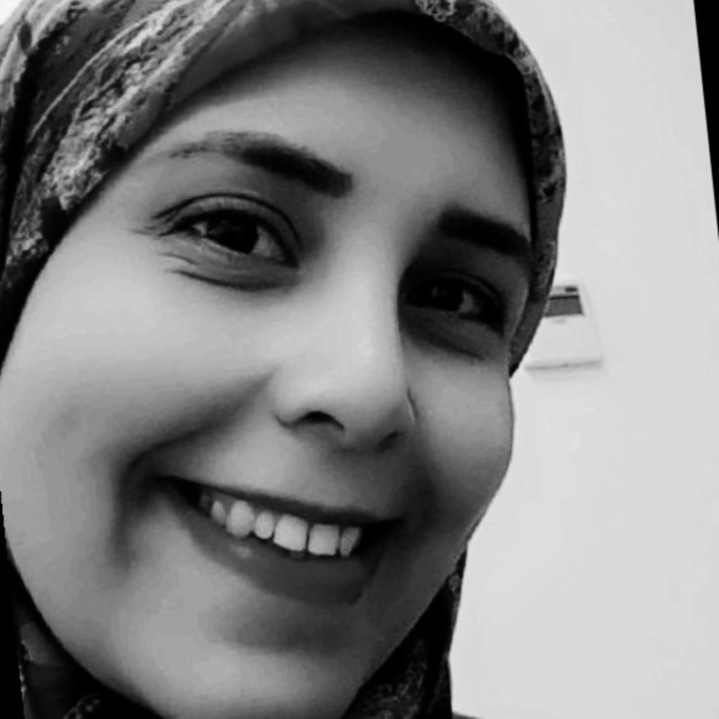 zahra zayed - Software Development Engineer - Chain Nest | XING