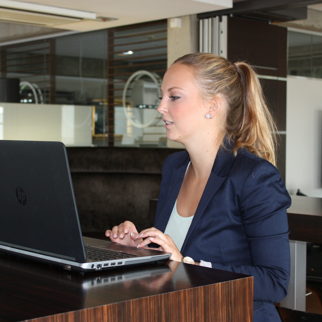 Julia Zimmermann - Repro Operator - Flexpunkt Druckformen GmbH | XING