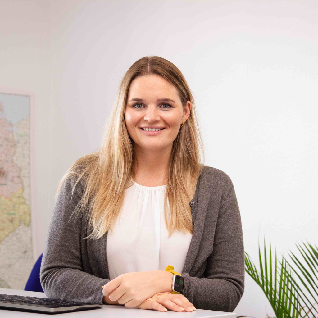 Lisa Komos - Personalreferentin - Sprick GmbH & Co. | XING