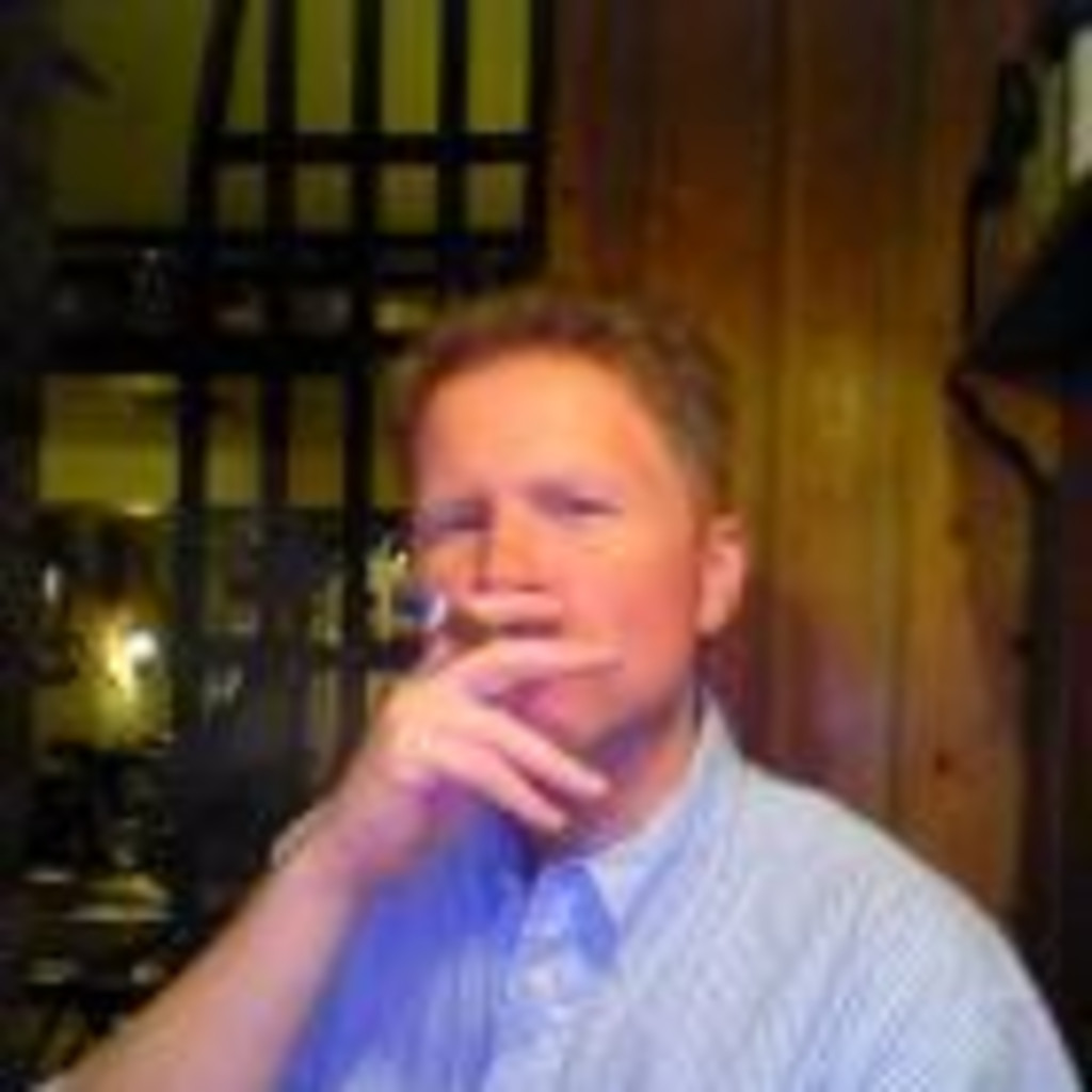 Steve Beverley - Steve Beverley - UBS | XING