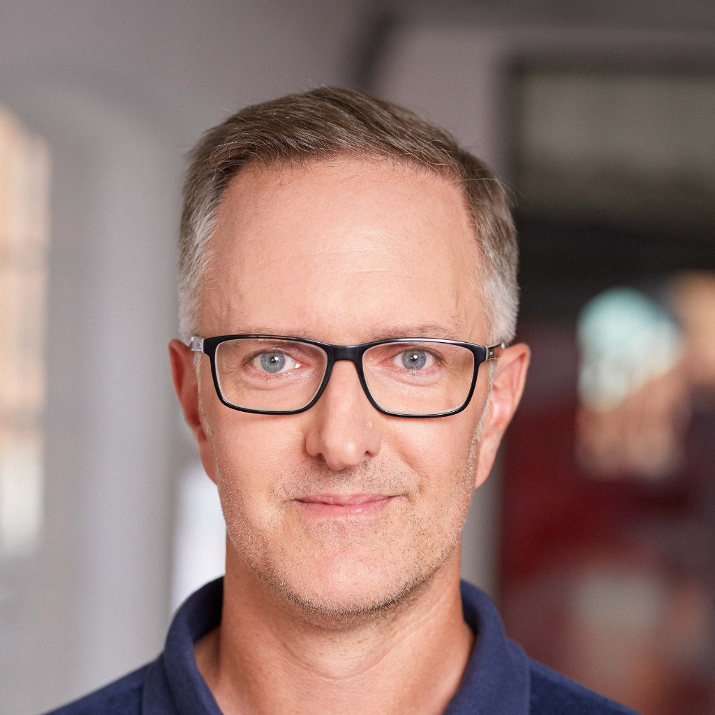 Patrick Henschen - Senior Label Manager ADA - Warner Music Central ...