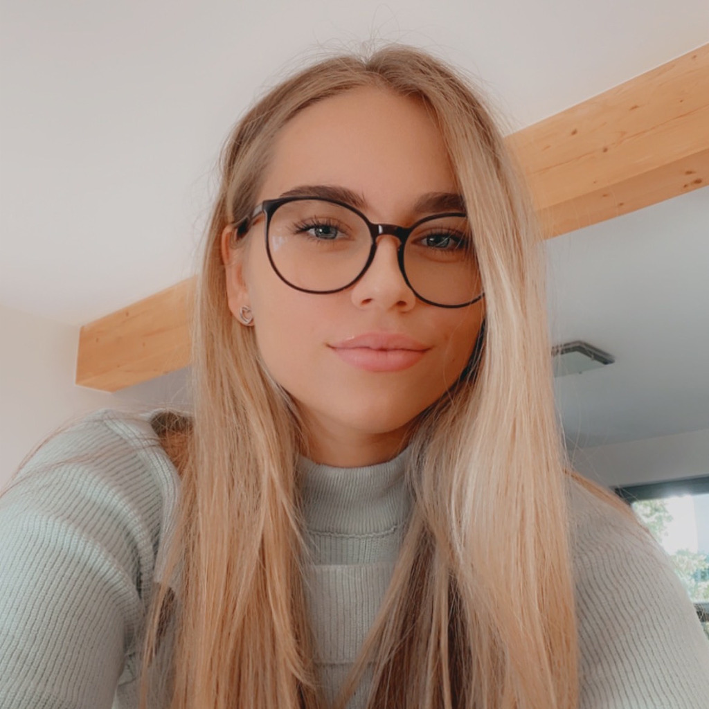 Celine Thöne - Teamassistenz Industrial Goods & High Tech - Horváth | XING