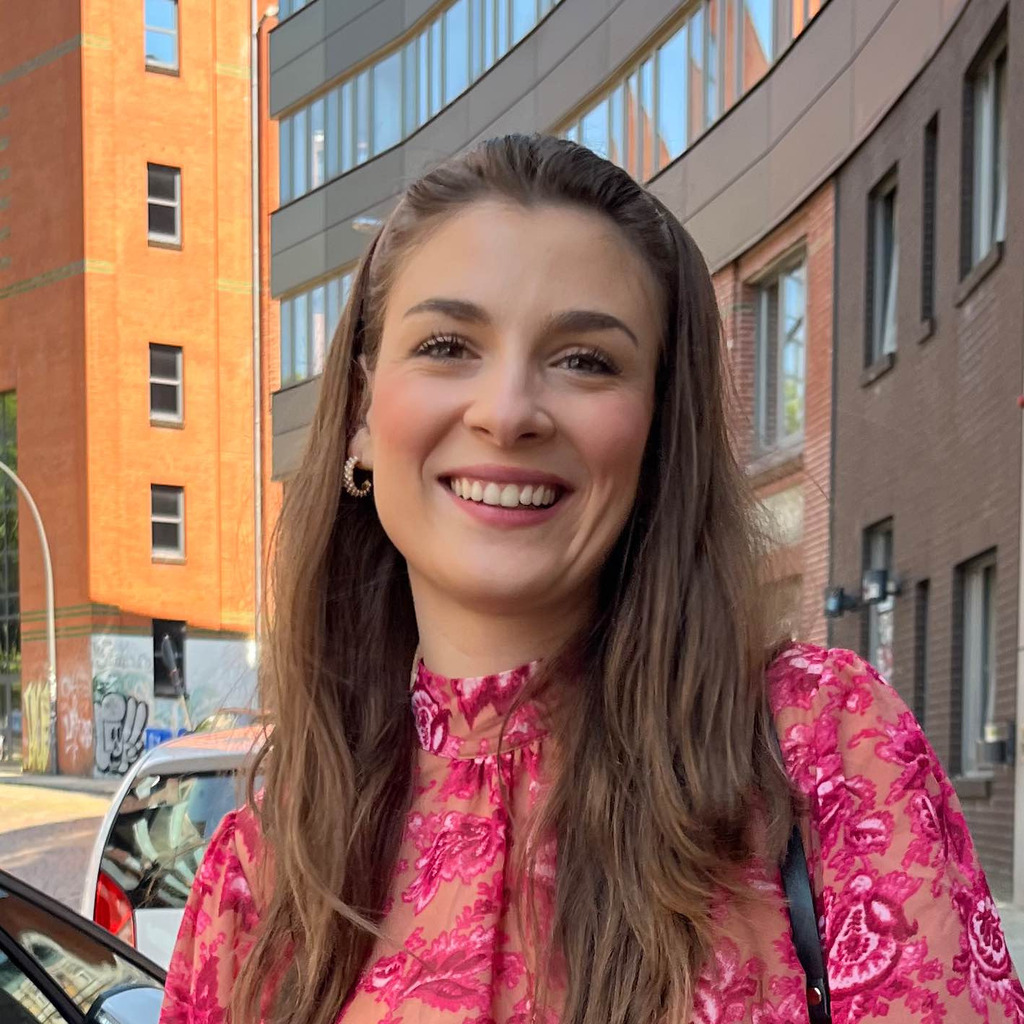 Leonora Sabani - Immobilienkauffrau - OTTO WULFF | XING