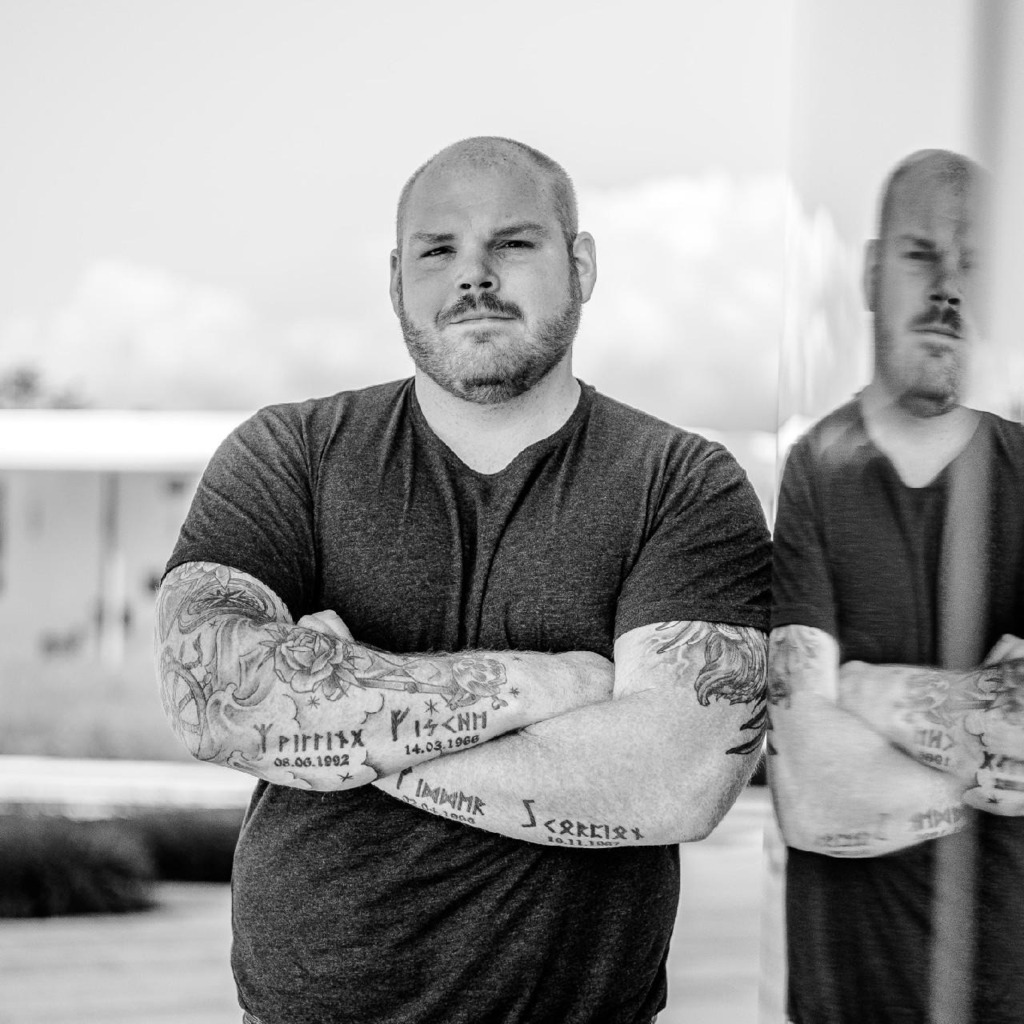 Daniel Eberhardt - CNC Einrichter - Uwe Weller Feinwerktechnik GmbH | XING