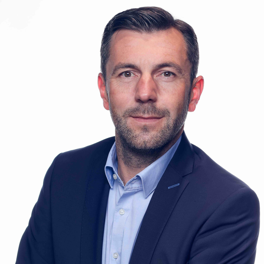 Dipl.-Ing. Alex Berch - Außenstellenleiter DEKRA Automobil GmbH in ...