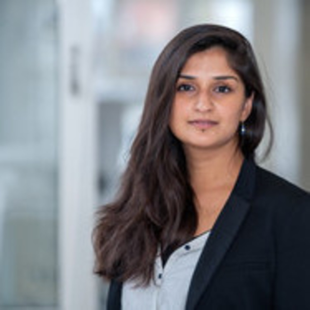 Dr. Kinza Khan - Dozentin für Medien, Journalismus und Politische ...