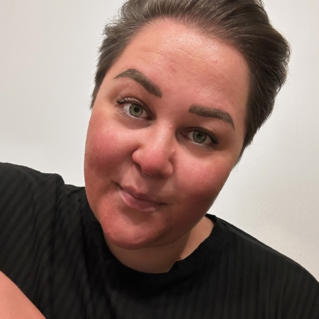 Jennifer Reich - Kommisarische Stationsleitung - LVR-Klinik Köln | XING