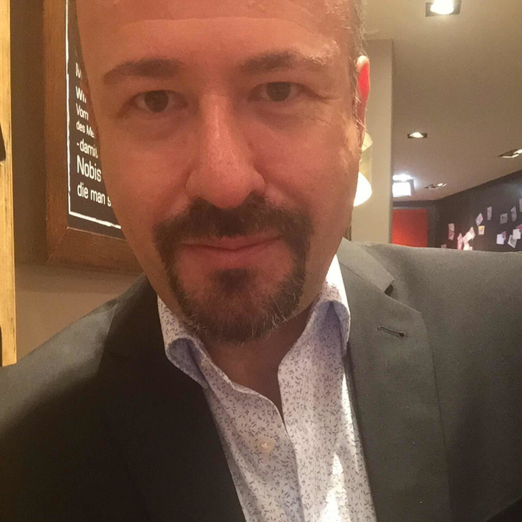 Kay Simon's Instagram, Twitter & Facebook on IDCrawl