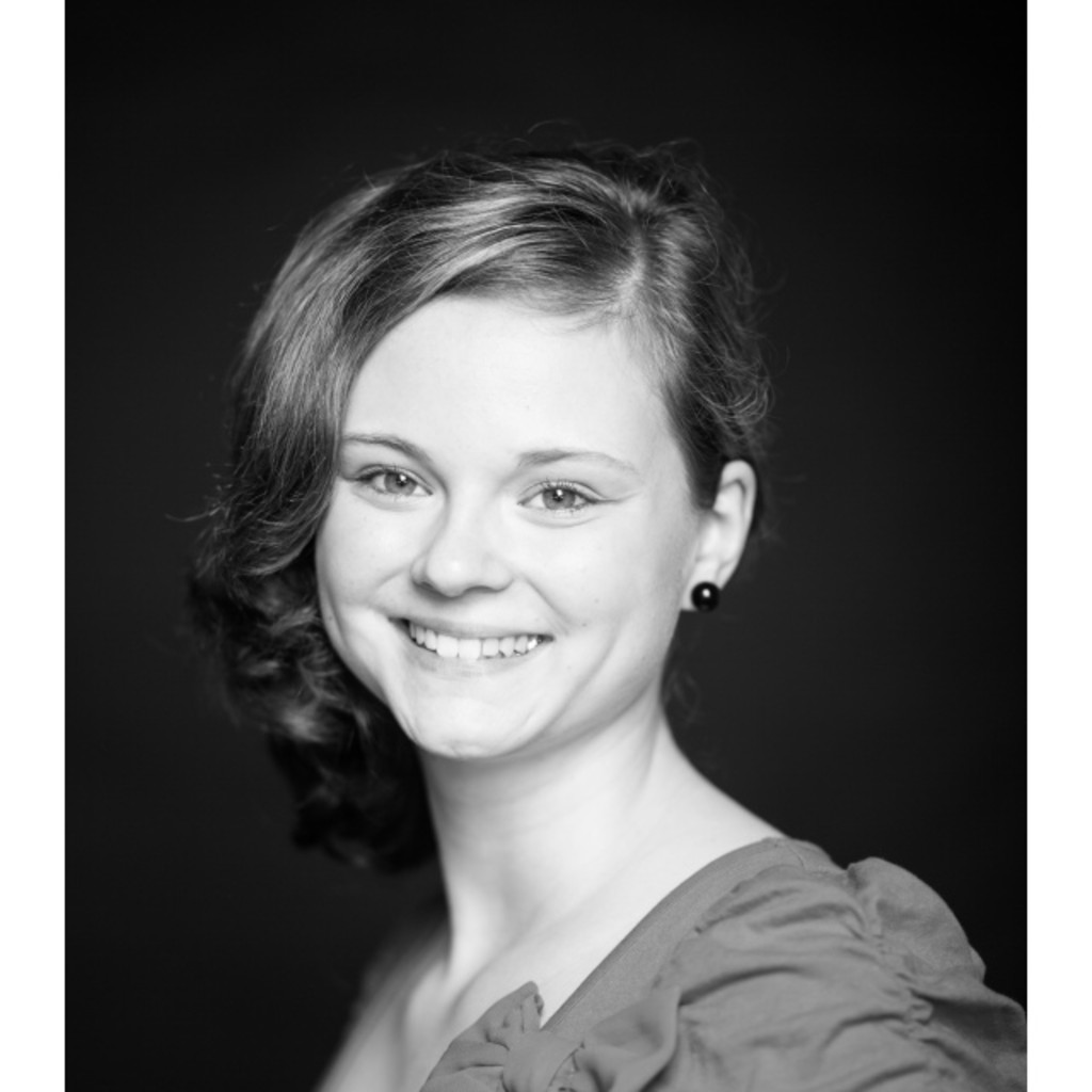 Lisa Urban's Instagram, Twitter & Facebook on IDCrawl